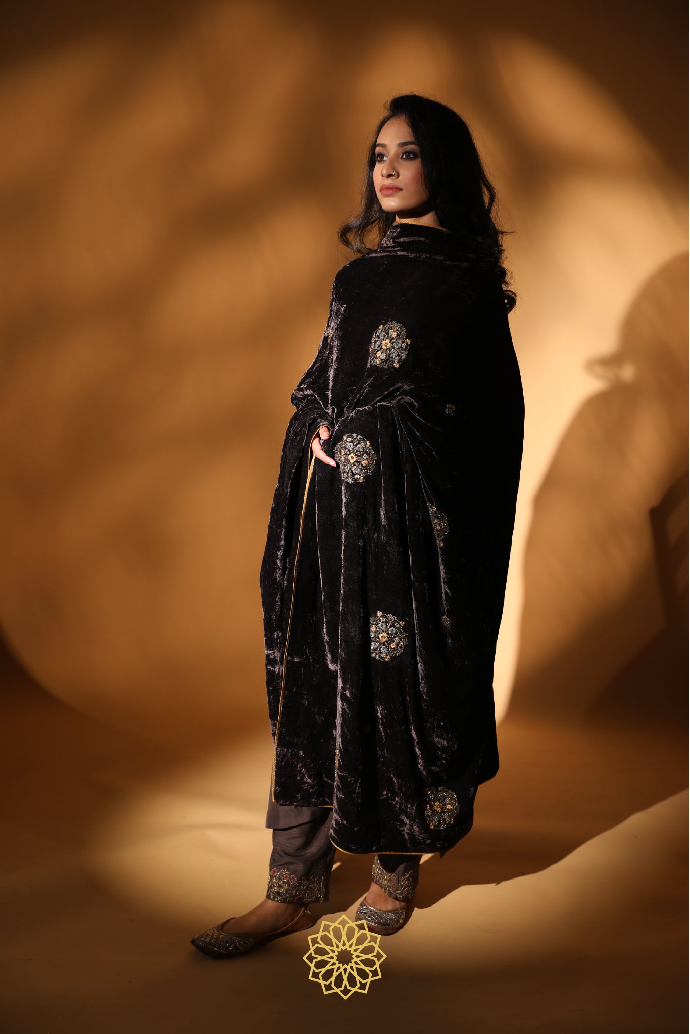 INAYA EMBROIDERED DUSHALA