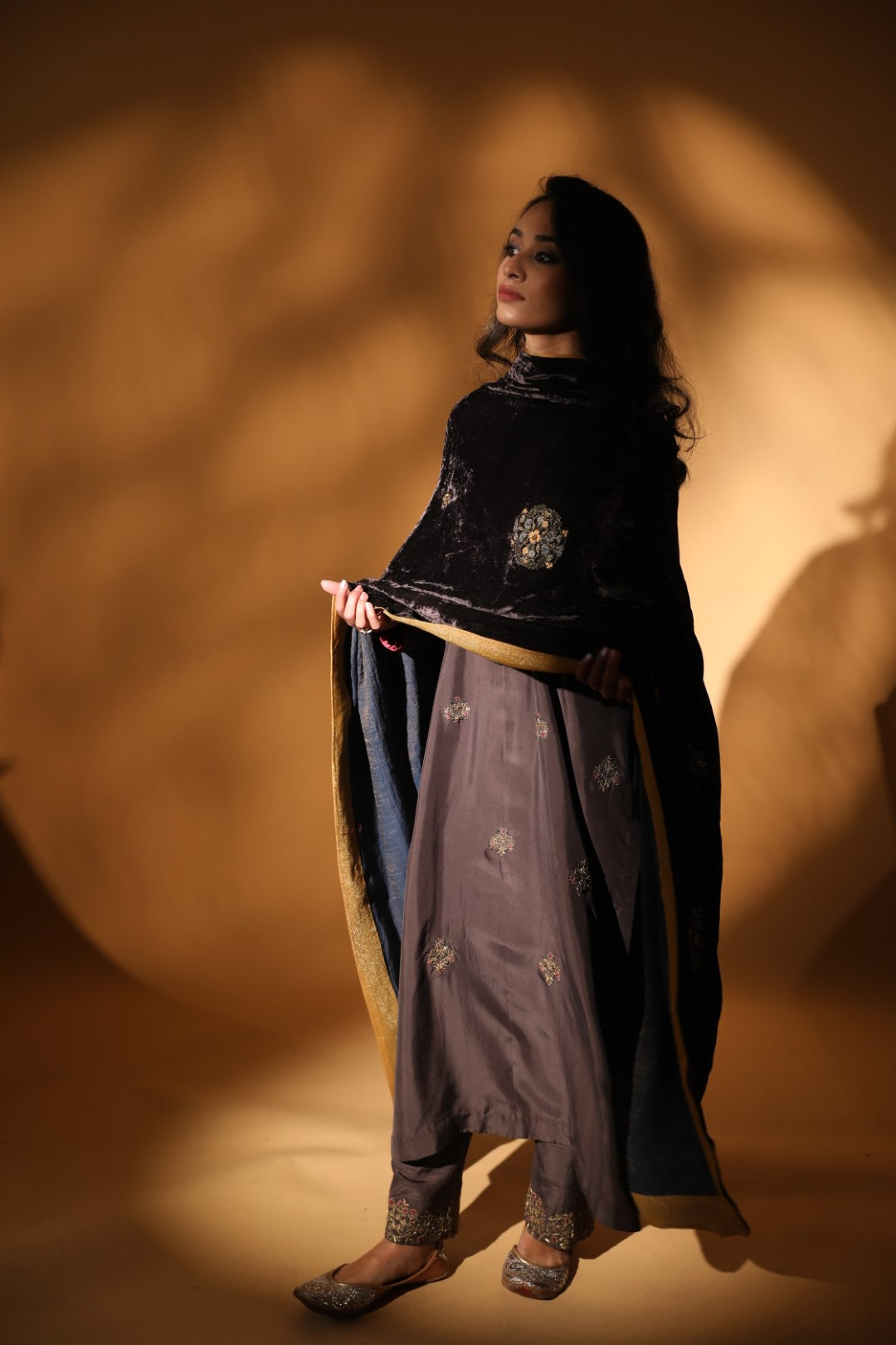 Dushala – Rhua Online